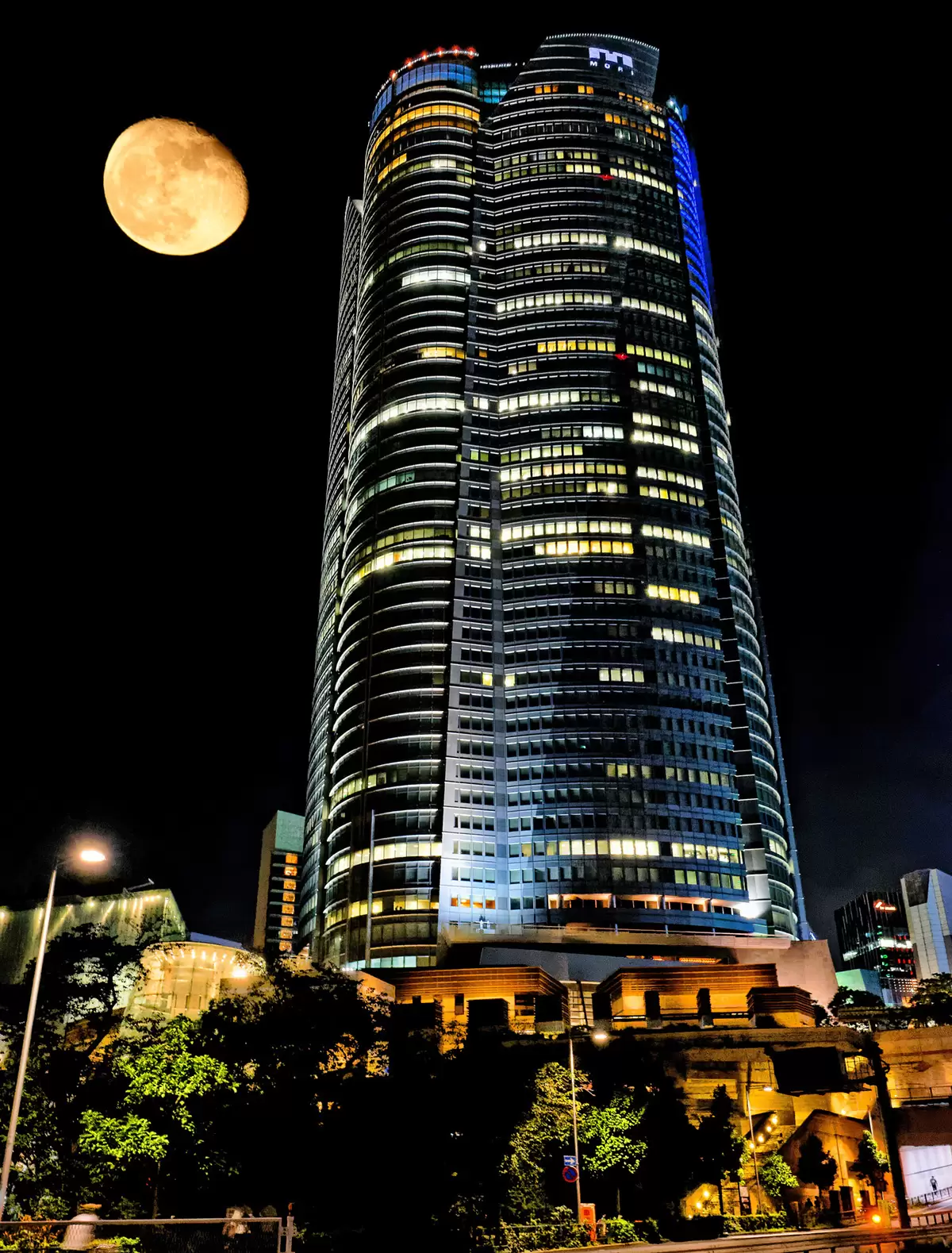 Mori Tower, Roppongi Hills – the best view in Tokyo [+how to get there]