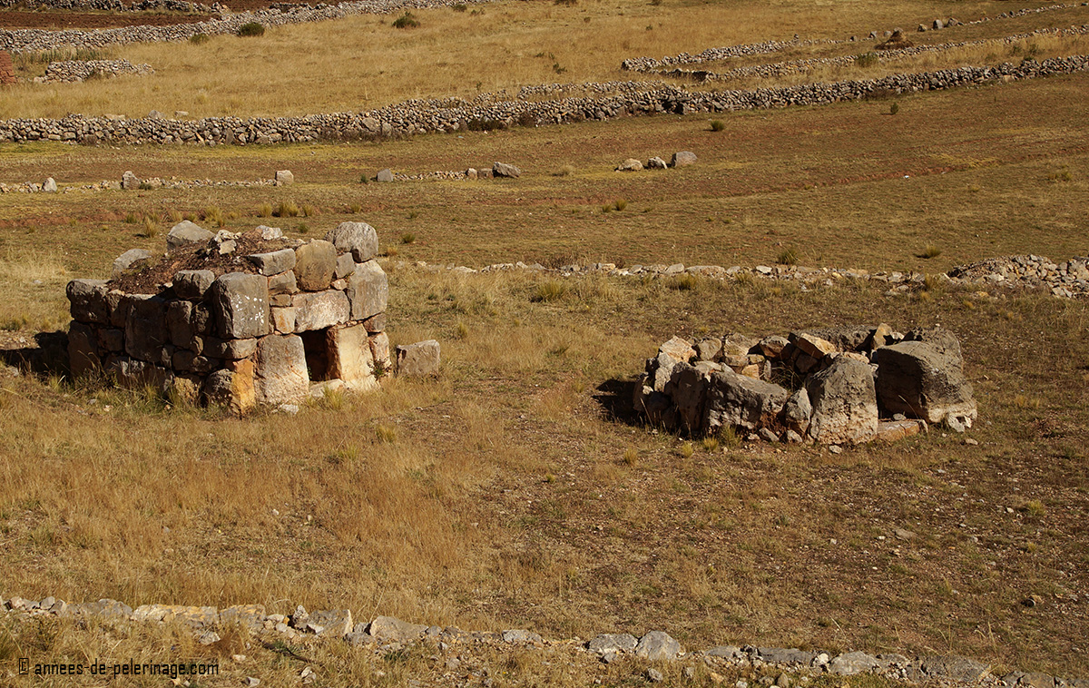 Chullpas: The funerary towers of the Aymara