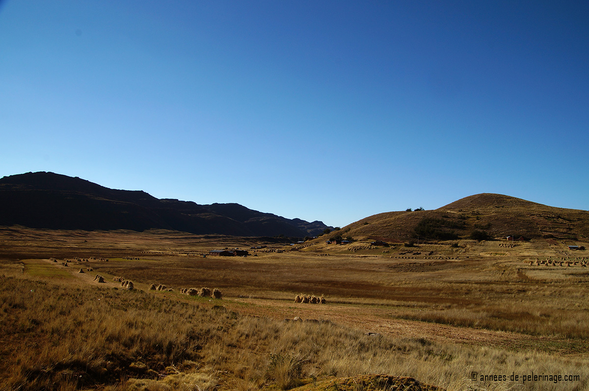 Chullpas: The funerary towers of the Aymara