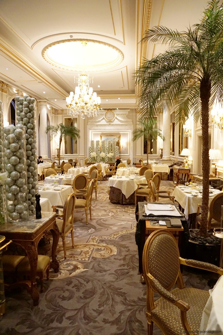 Four Seasons Hotel George V Paris - A review