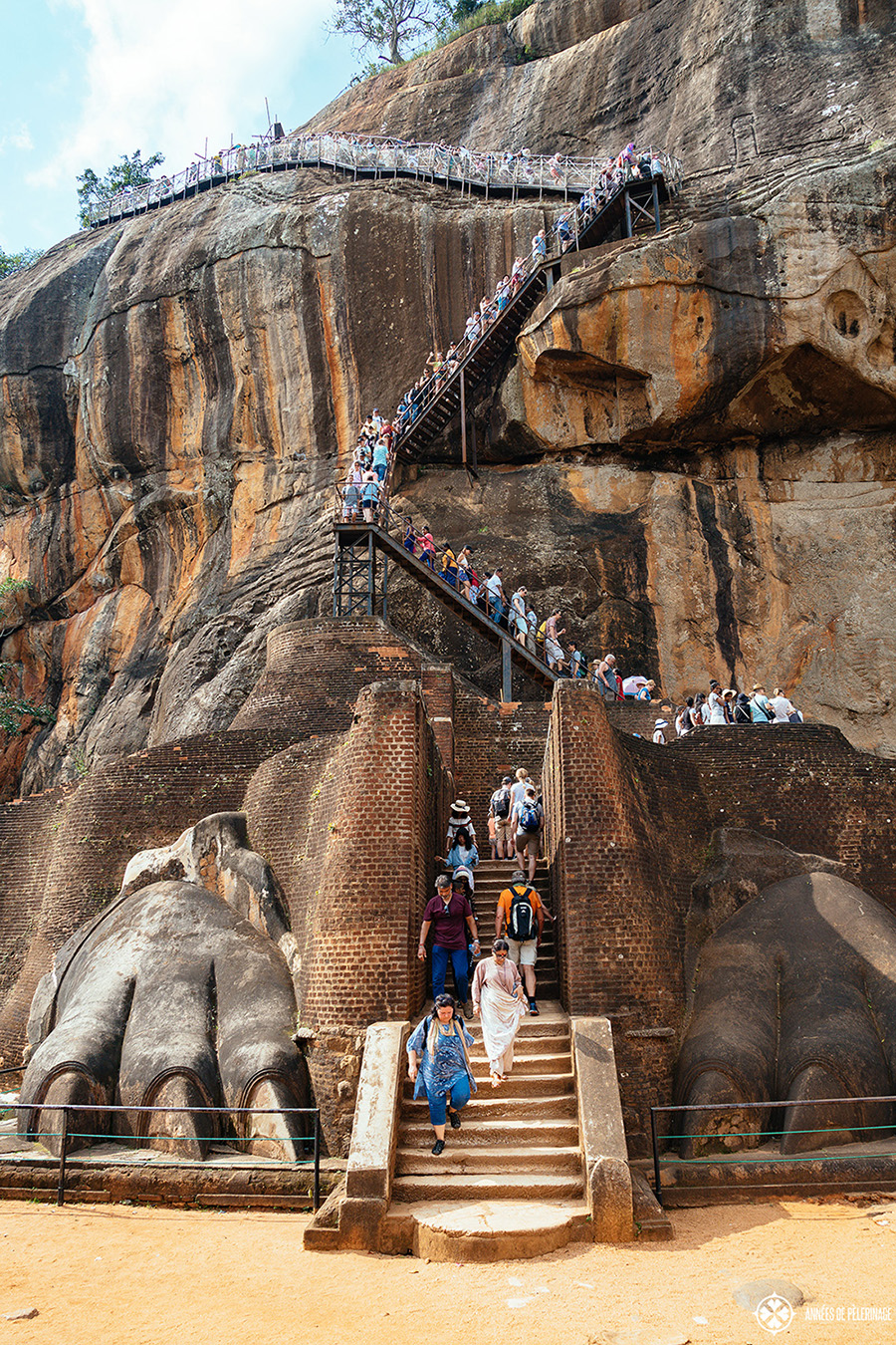Climbing Sigiriya - Tips for visiting Sri Lanka's famous Lion Rock [2019]